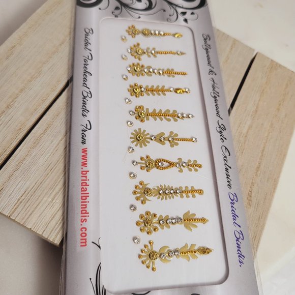 BridalBindis | Makeup | Buy Designer Long Bindis Online Gold Tone Premium Forehead Crystal ...